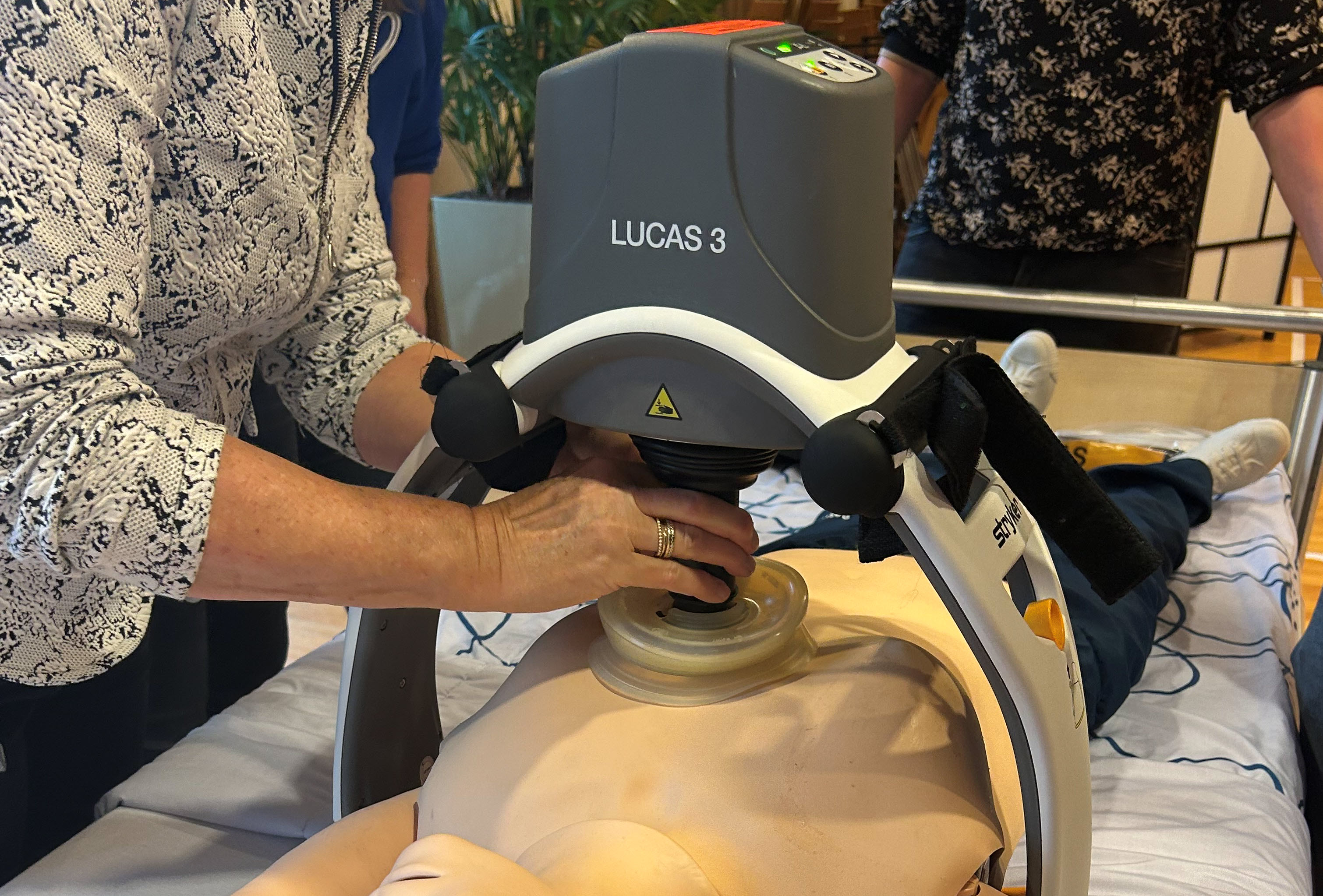 Aanschaf LUCAS3 voor reanimaties - Slingeland Ziekenhuis